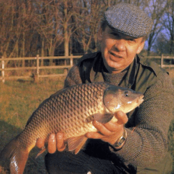 Angler Andy Little und die Winterkarpfen am Rocla Lake